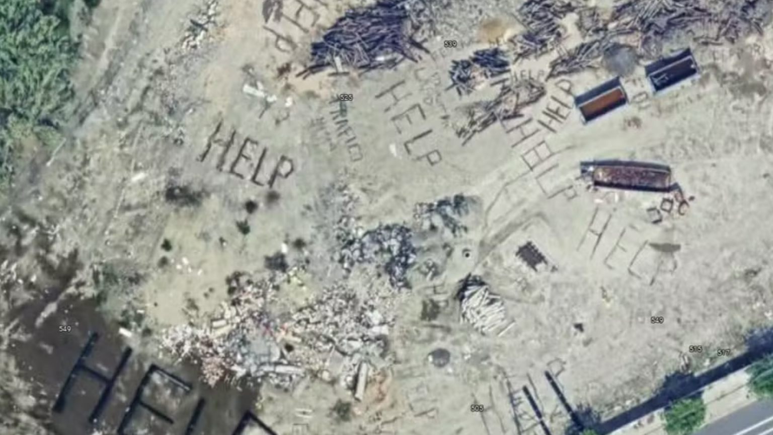 Imagem de satélite com mensagens de socorro em Los Angeles causa ...